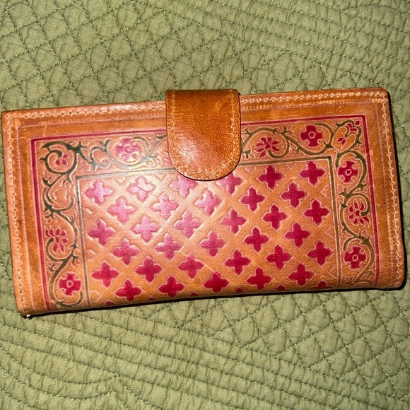 RGA | Bags | Deadstock Vintage 9s Rga Painted Tooled Leather Wallet ...